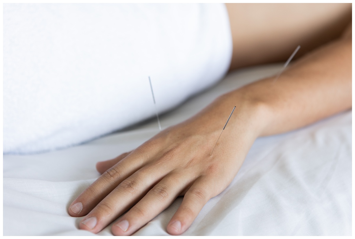 Branding photos for acupuncturist